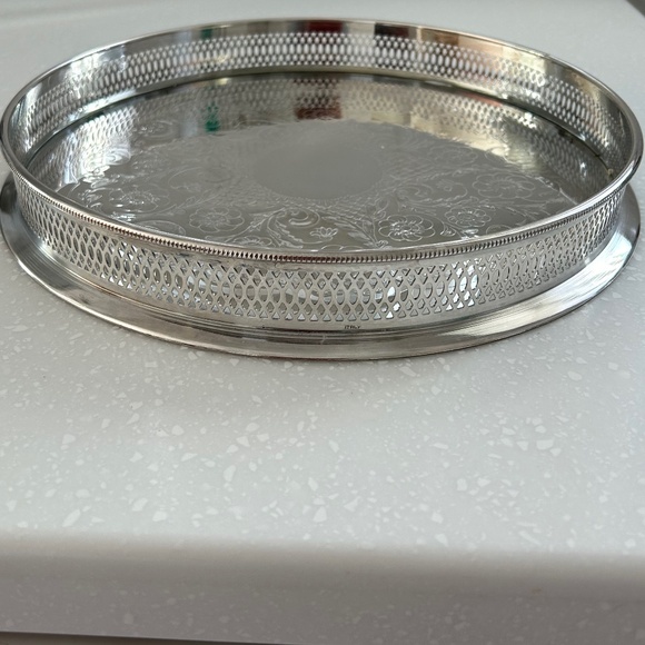 Raimond | Dining | Raimond Italy Round Chased Metal Tray With Borders ...